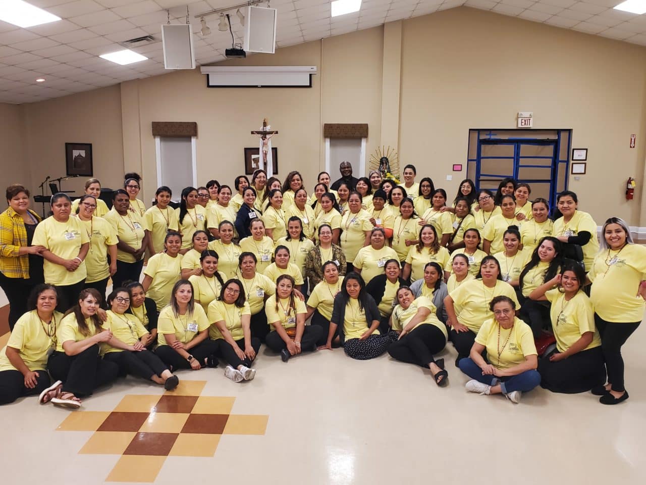 Mujeres participan en el retiro de Cristo Renueva su Parroquia de 2022 ... Mujeres participan en el retiro de Cristo Renueva su Parroquia de 2022 ...